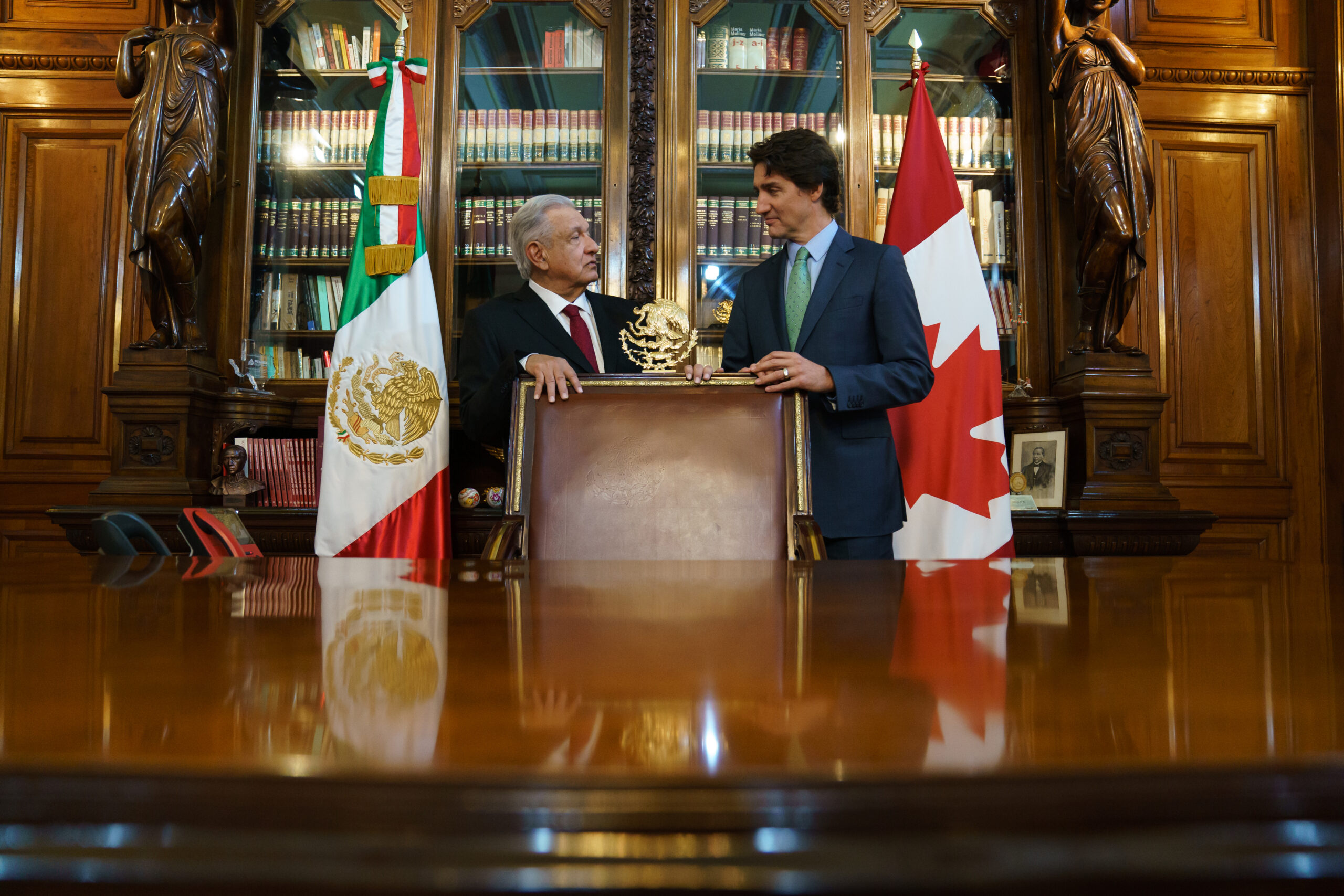 El Primer Ministro Justin Trudeau se reúne con el Presidente de México ...